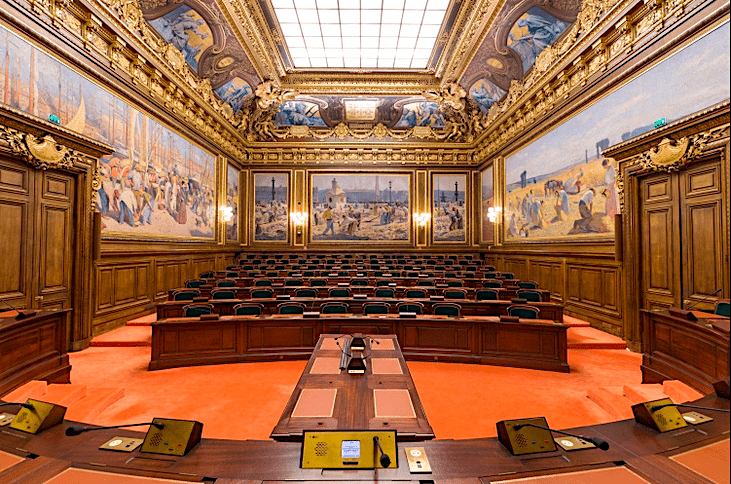 French court rejects Viasat & Skylogic attempt to block SpaceX's ...