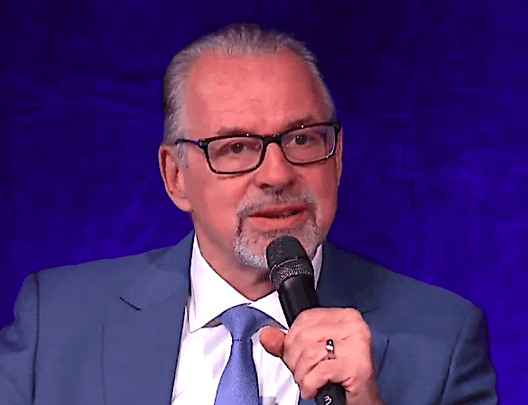 ESA chief: EU Commission's Iris2 connectivity constellation could use ...